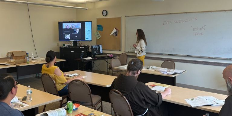 Home - Crow Language Consortium